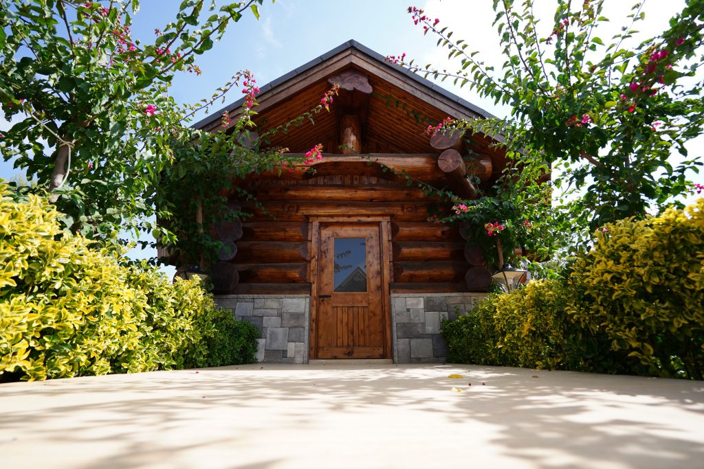 Morgan Luxury Log Home – Lebanon – Morgan Group